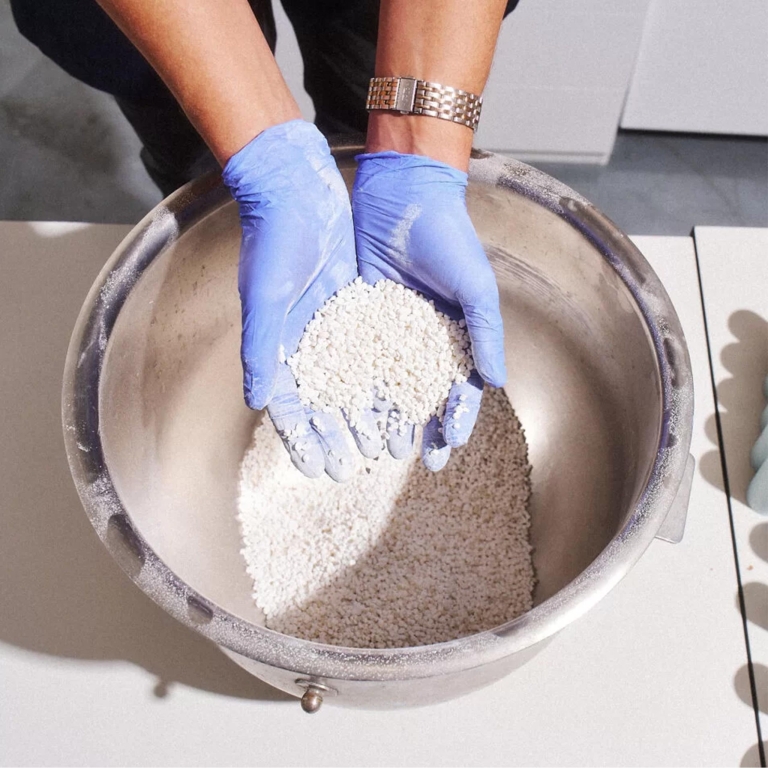 MILK. Material Lab - Vivomer